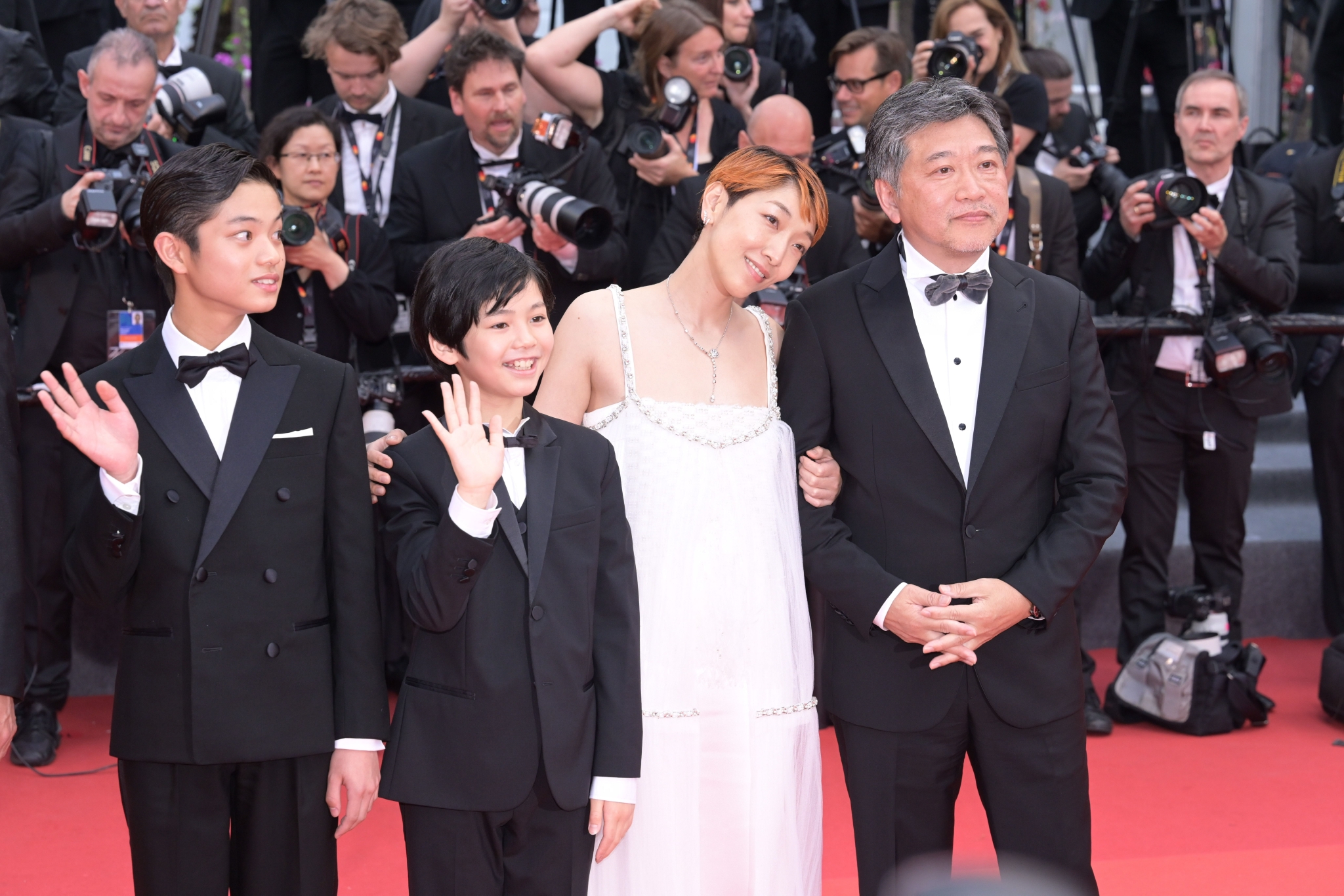 是枝裕和新片《怪物》在首映…… 是枝裕和 安藤樱 怪物 新浪新闻