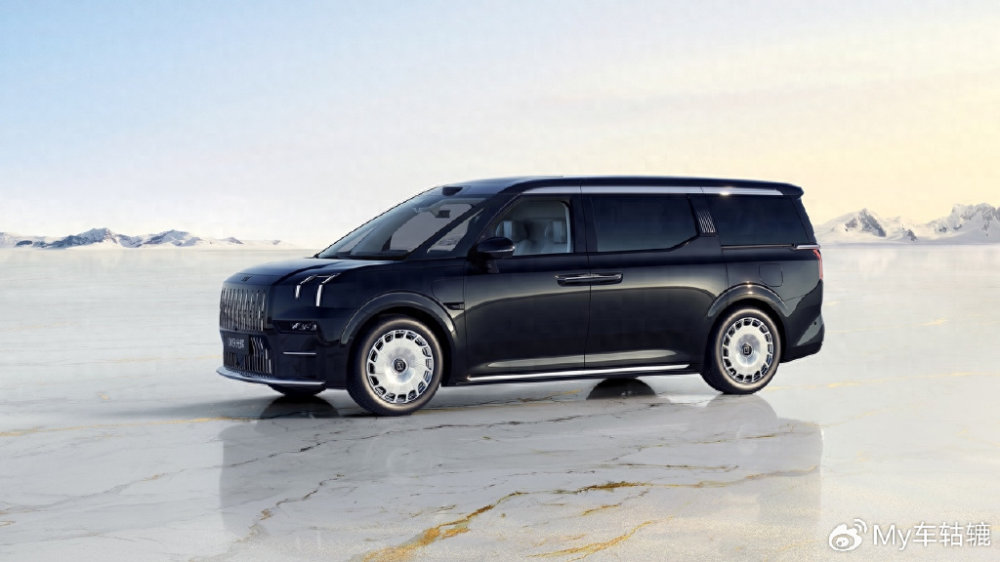 MPV中的劳斯莱斯！极氪009光辉售价78.9万元，老板专属座驾？-新浪汽车
