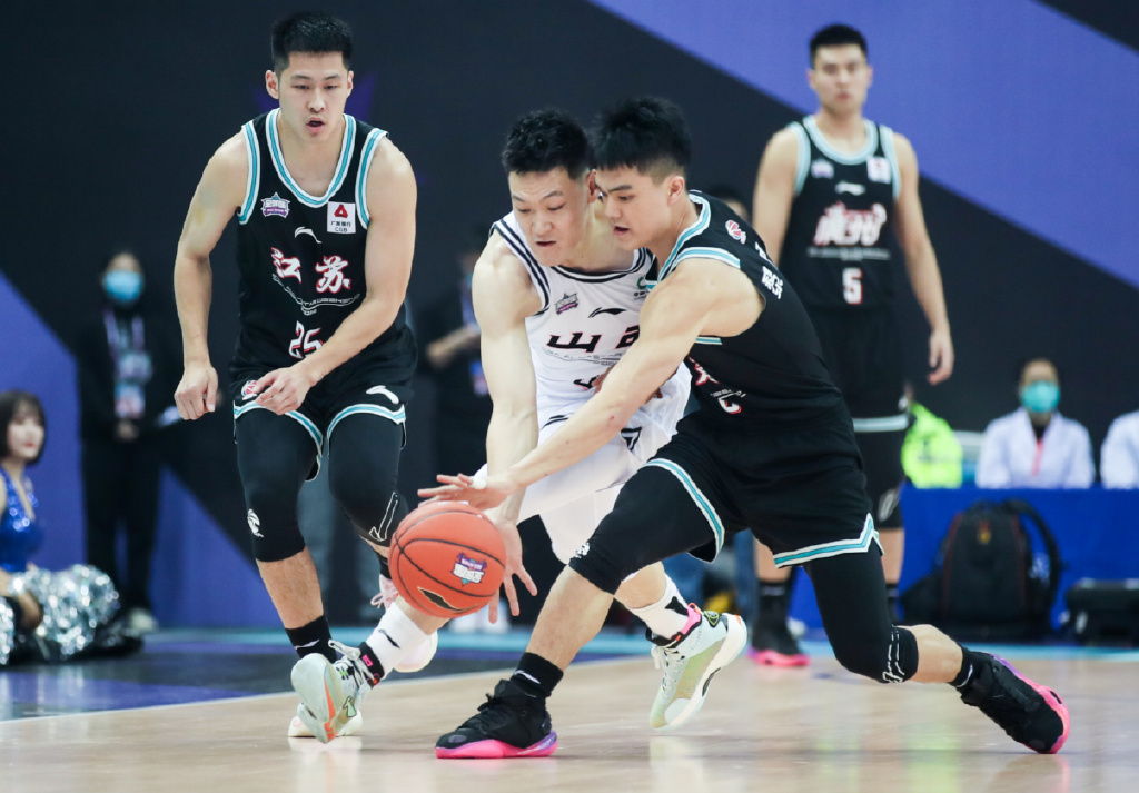 23+5+5！张宁尽力了，祝铭震痛失三分，CBA星锐赛廖三宁夺得MVP|张宁|祝铭震|CBA_新浪新闻