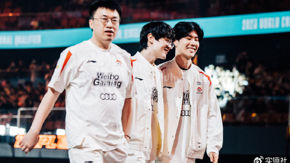 WBG训练赛无敌血虐LNG！涵艺爆Uzi无缘世界赛要被虐|训练赛|世界|刘青松_新浪新闻