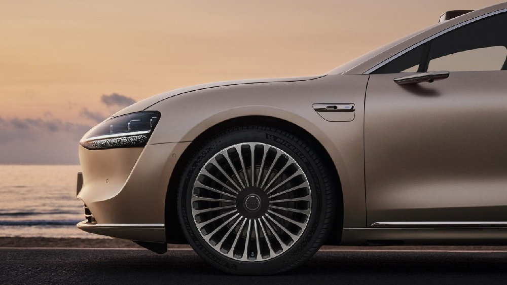 享界S9， 用“56E”的价格比肩“78S”-新浪汽车