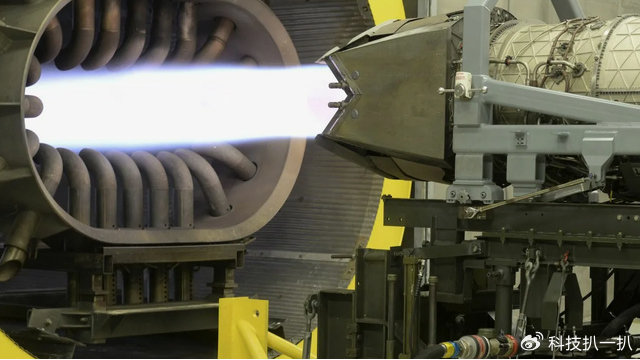 推重比仅有9！F119发动机却综合性能强大，确实非比寻常|发动机|性能|战机_新浪新闻