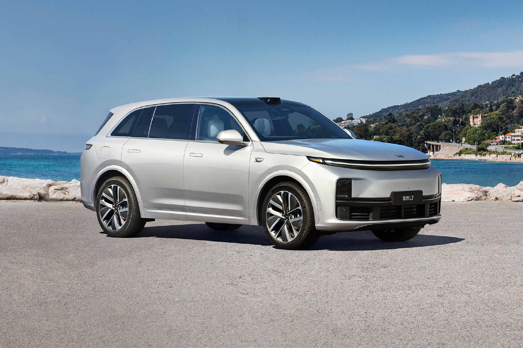 理想L7售价33.98-37.98万元，定位家庭智能旗舰五座SUV