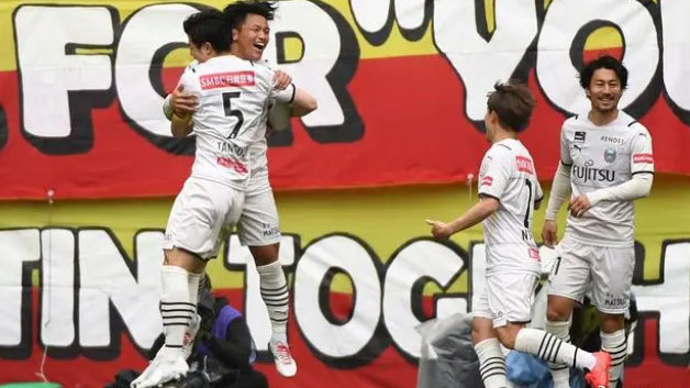 名古屋鲸八VS横滨FC 札幌冈萨多VS大阪钢巴 水原三星vsFC首尔|大阪钢巴|萨多|名古屋鲸八_新浪新闻
