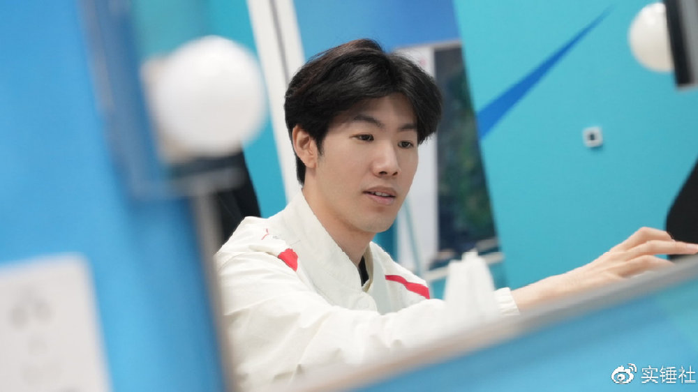 像男人一样别搞饭圈！OMG回应Theshy被山鸡单杀嘲讽|选手|网络暴力|赛场_新浪新闻