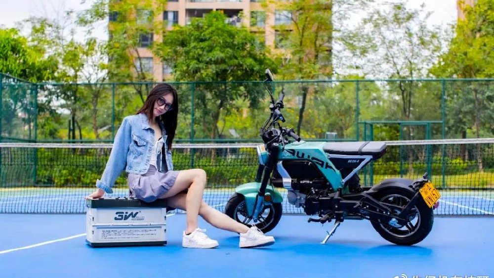 9880元，AK11新车评测，新颖、好玩、坚若磐石-新浪汽车