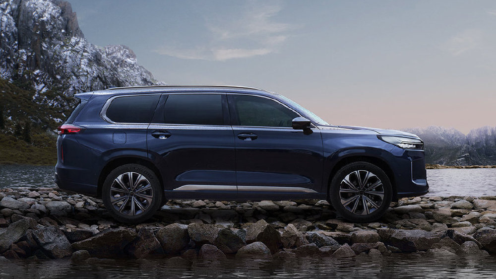 汉兰达太素就看它！近5米大车19万多，261马力+8AT，油耗8L多-新浪汽车