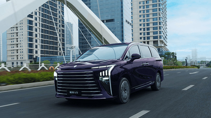 30多万买GL8插混？真不如买同级的TA，价格实惠、配置更高！-新浪汽车