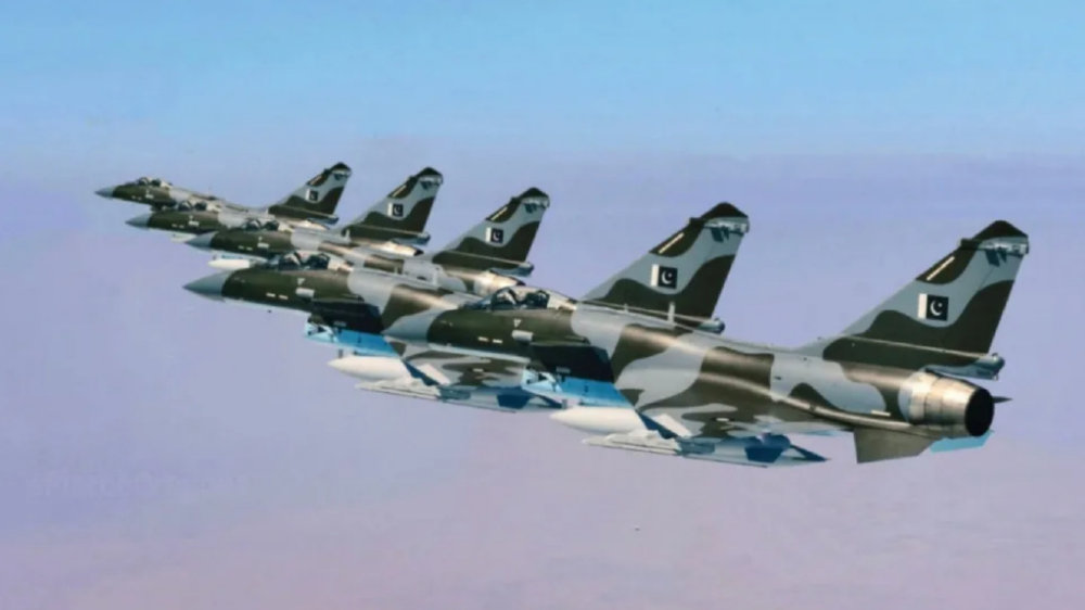 歼-10CE ：绰号“印度河之龙”，巴空军对其性能高度认可|巴基斯坦|战斗机|空军_新浪新闻