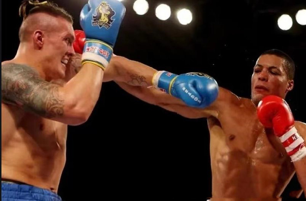 乔伊斯教练透露击败乌西克的秘诀：身体打击他会吃不消