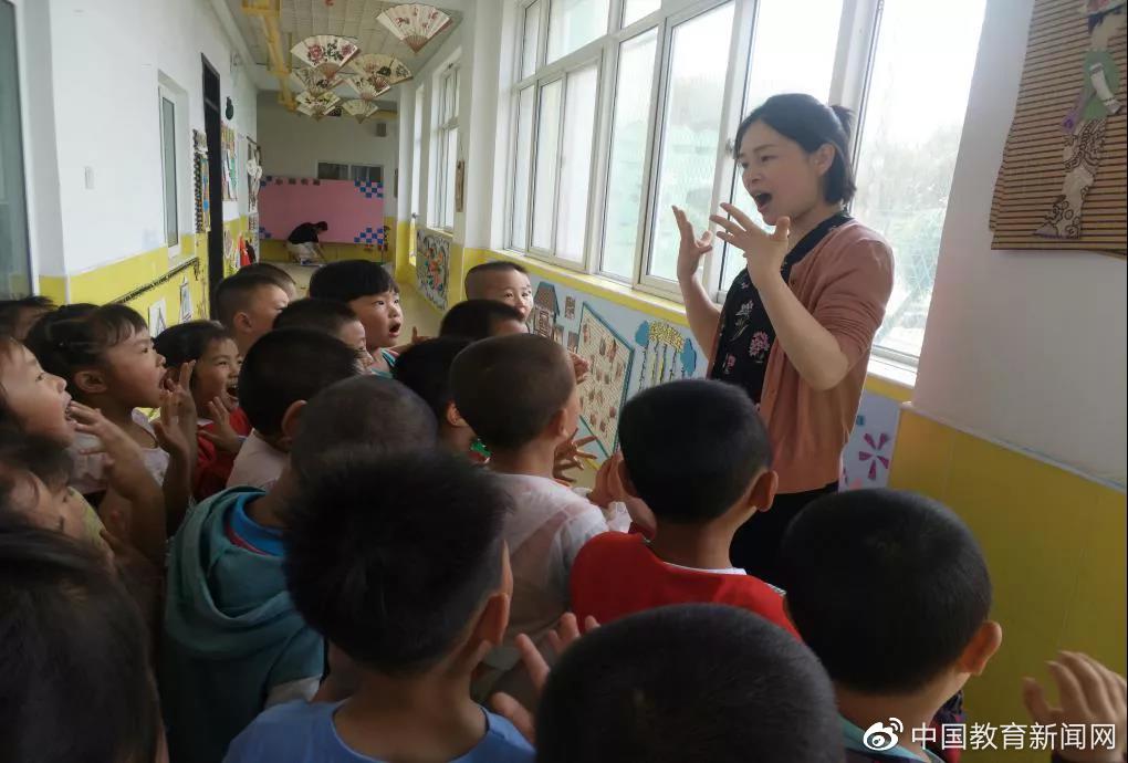 2021年全国教书育人楷模郭文艳:用青春谱写乡村教育美丽篇章 辉县市 新浪新闻