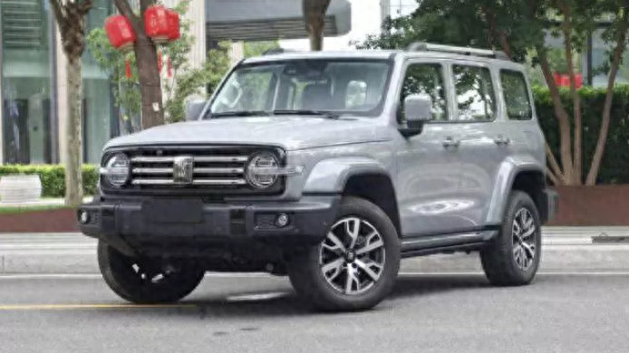 坦克300 3.0T车型谍照曝光！双涡轮增压V6发动机+48V轻混9AT-新浪汽车