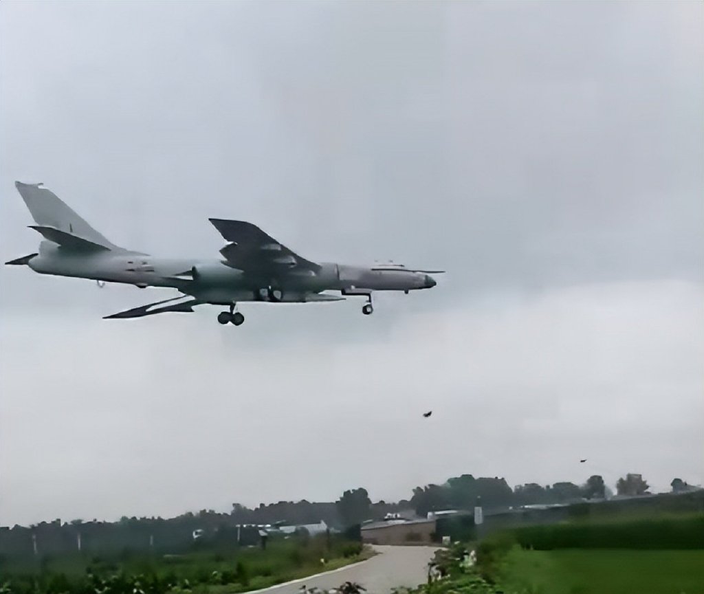 美媒评“全球五大轰炸机”，轰6N上榜，B1B落榜