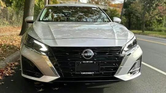 新款日产天籁有动静了！CVT换装9AT，标配20英寸轮毂，造型更动感-新浪汽车