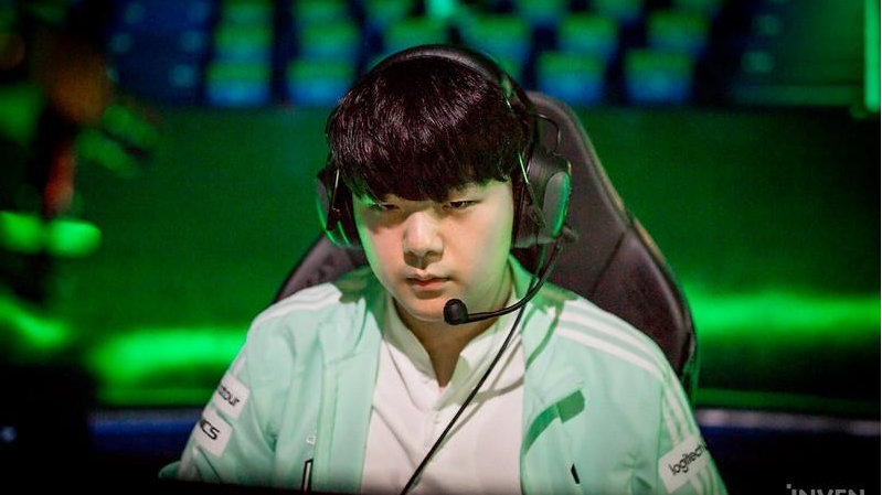 韩媒评S12世界赛最强打野前五名：五个韩国人，只有一位国产打野|Oner|选手|打野_新浪新闻