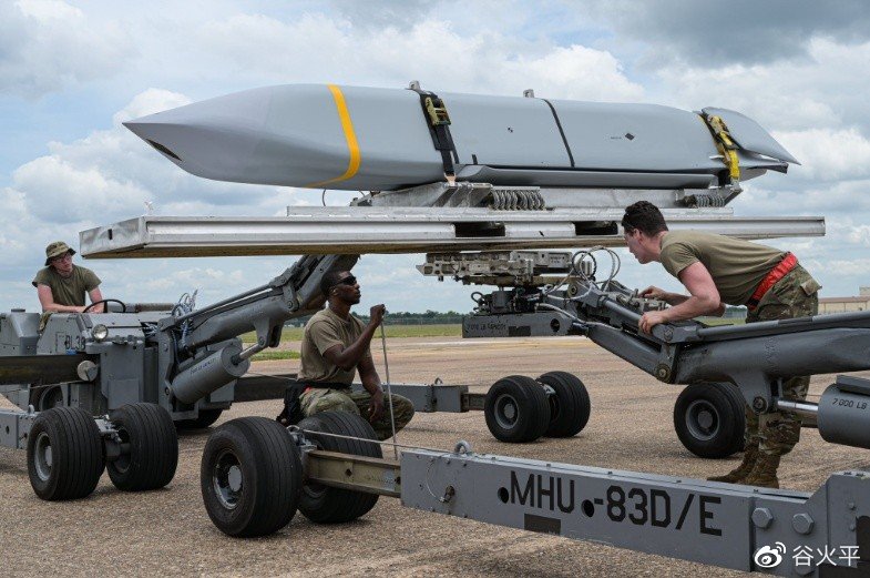 美国将退役310架军机，包括32架F22，新采购83架F35