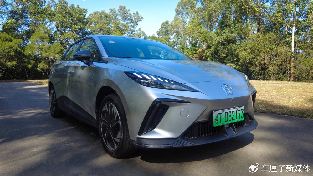 “出口销冠”MG4 EV运动挂帅，能收获多少家用心？-新浪汽车