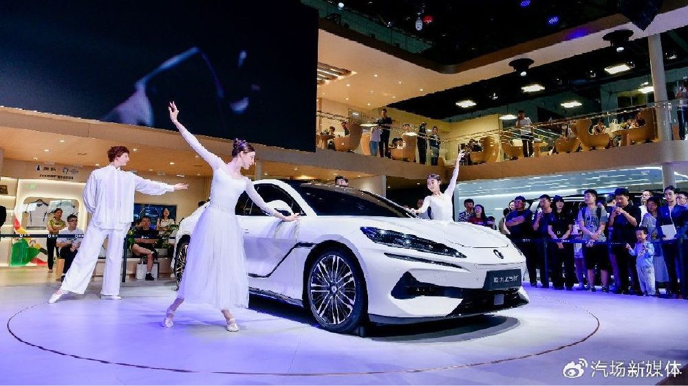 比亚迪城市NOA首搭腾势N7，Z9GT迎华南首秀-新浪汽车