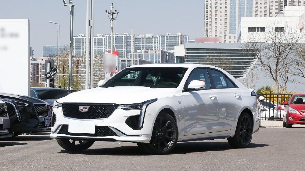 最厚道的豪华品牌！2.0T+后驱布局，237匹马力，解读凯迪拉克CT4-新浪汽车