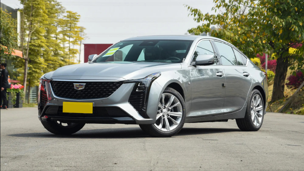 优惠8万，20万出头买2.0T大马力后驱，凯迪拉克CT5值不值得购买？-新浪汽车