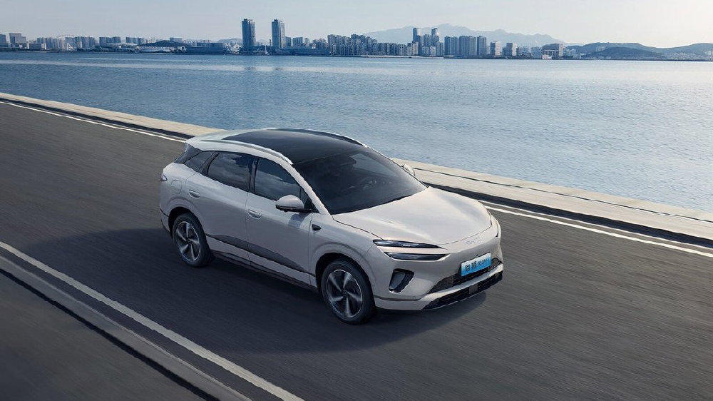 15万买新能源中型SUV 海狮06DM-i和启源Q07 谁更值得入手？-新浪汽车