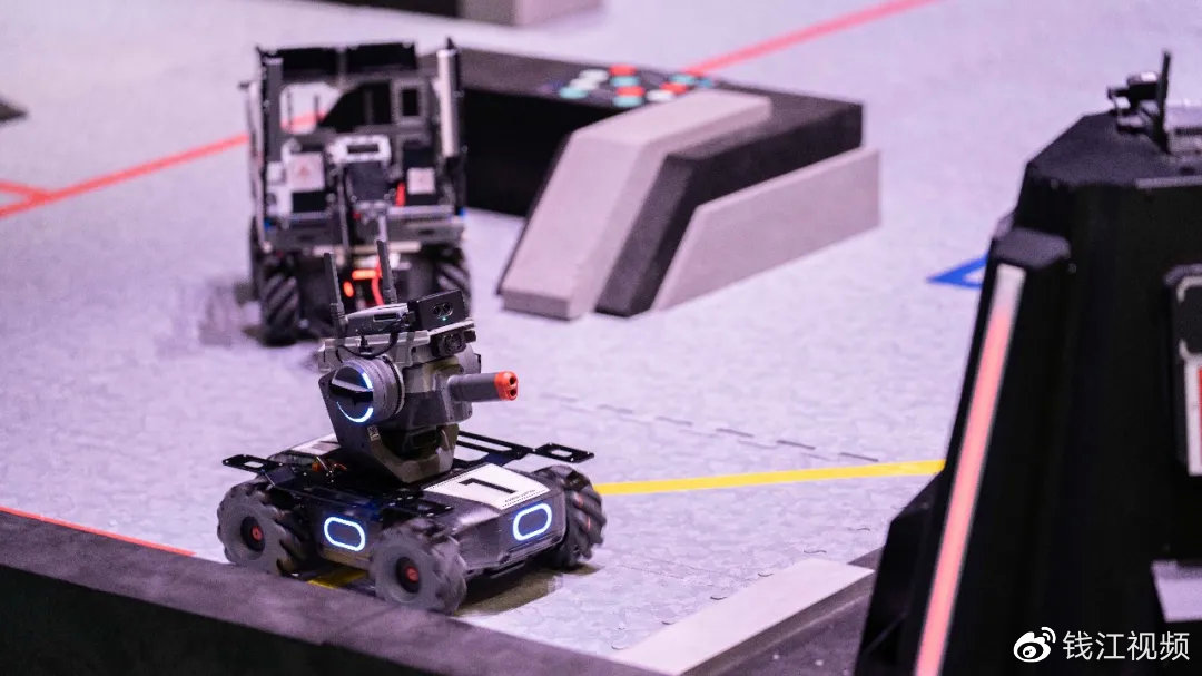 燃！2021RMYC机甲大师青少年对抗赛浙江分站赛在杭二钱江火爆开赛