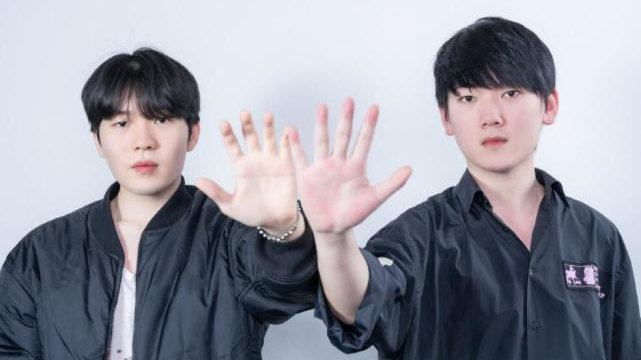 S8冠军成员年底聚会，JKL成唯一缺席的人，公开回应不去的原因|德杯|聚会|冠军_新浪新闻