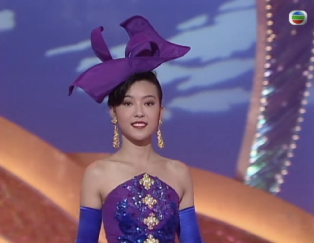 54岁郭少芸低调离巢TVB，休假重游TVB颇兴奋，入行30年未做过女一