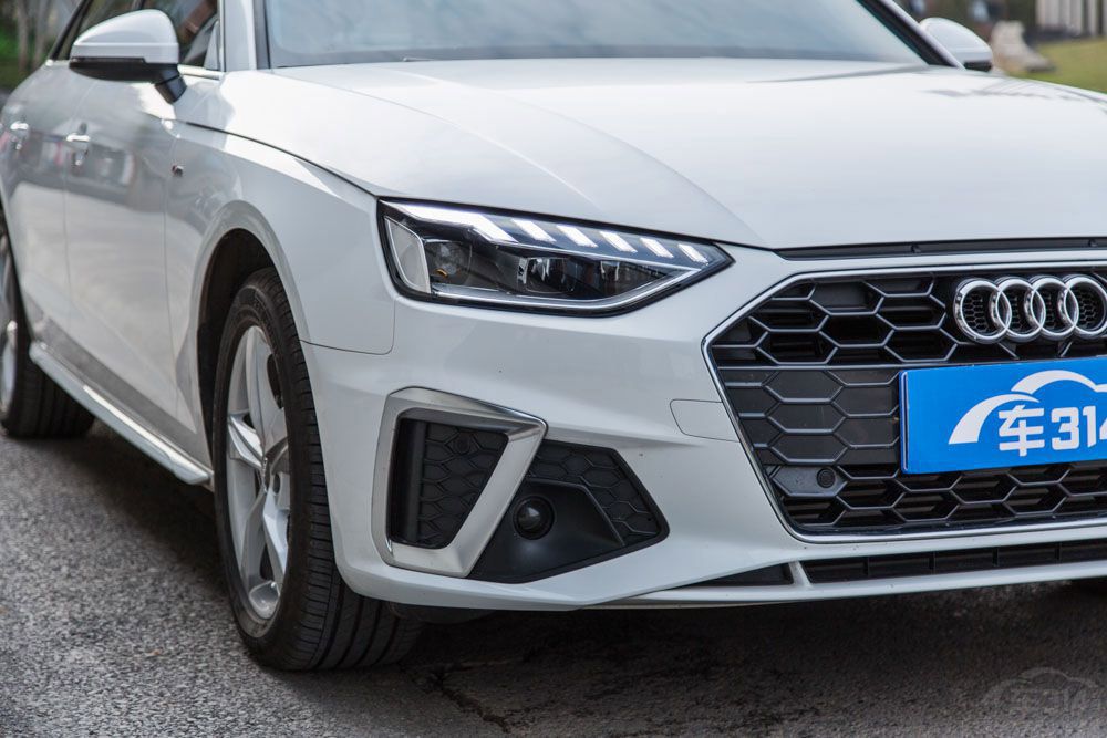 试驾2020款奥迪A4L：35TFSI动力匹配让人摸不着头脑
