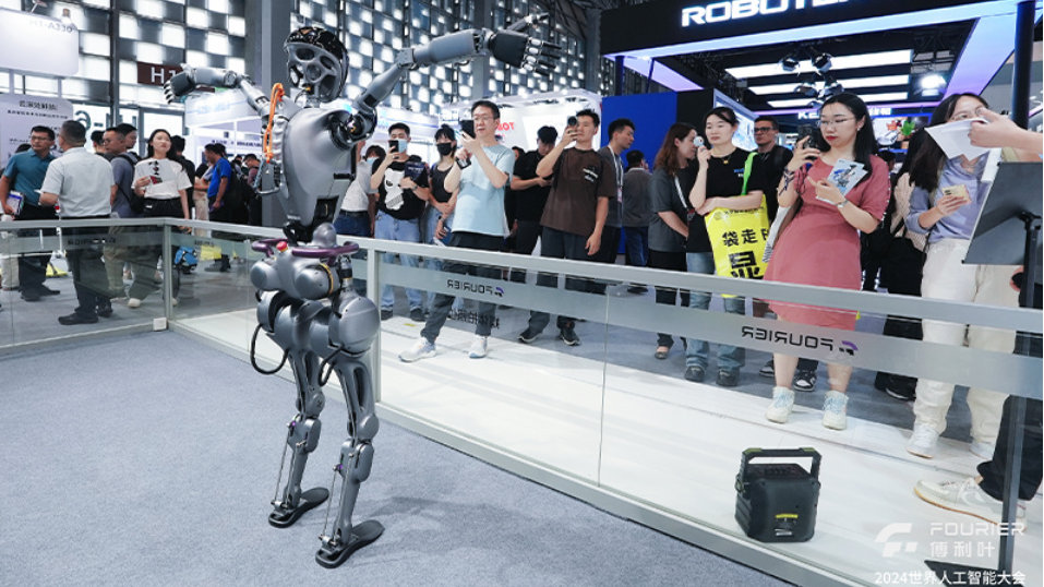 傅利叶GR-1升级亮相WAIC 2024，引领具身智能迈向新阶段|机器人|傅利叶|仿真_新浪新闻