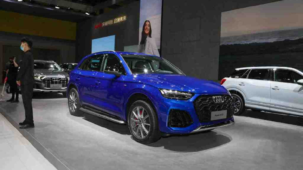 全新奥迪Q5曝光，有望搭载1.5T发动机拉低售价！这回能卖过GLC？-新浪汽车