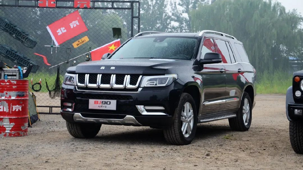 3.0T+空气悬架，翻版“奔驰GLS”，标价90万卖30万？-新浪汽车