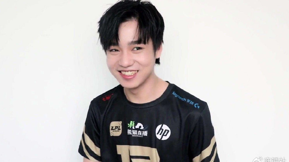 姿态谈第二届老头杯没人打！Letme淘汰MLXG狂上嘴脸|老头|嘴脸|姿态_新浪新闻