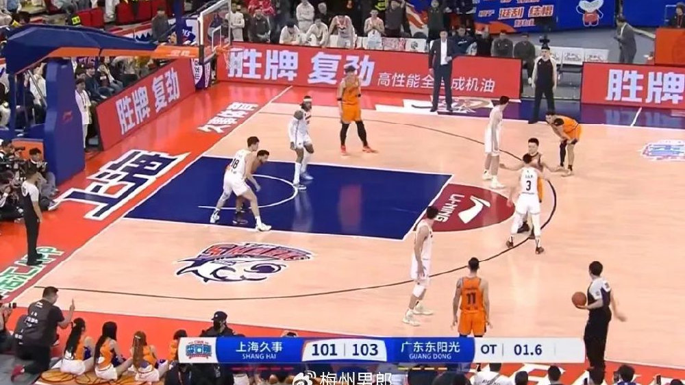 CBA季后赛广东VS上海G3战，杜锋需这四大变阵方能突围|CBA|杜锋|任骏飞_新浪新闻