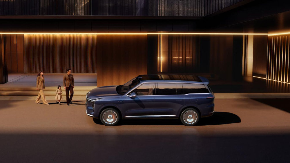 上汽旗舰·智己LS9正式开启预售，颠覆30万级大六座SUV格局-新浪汽车