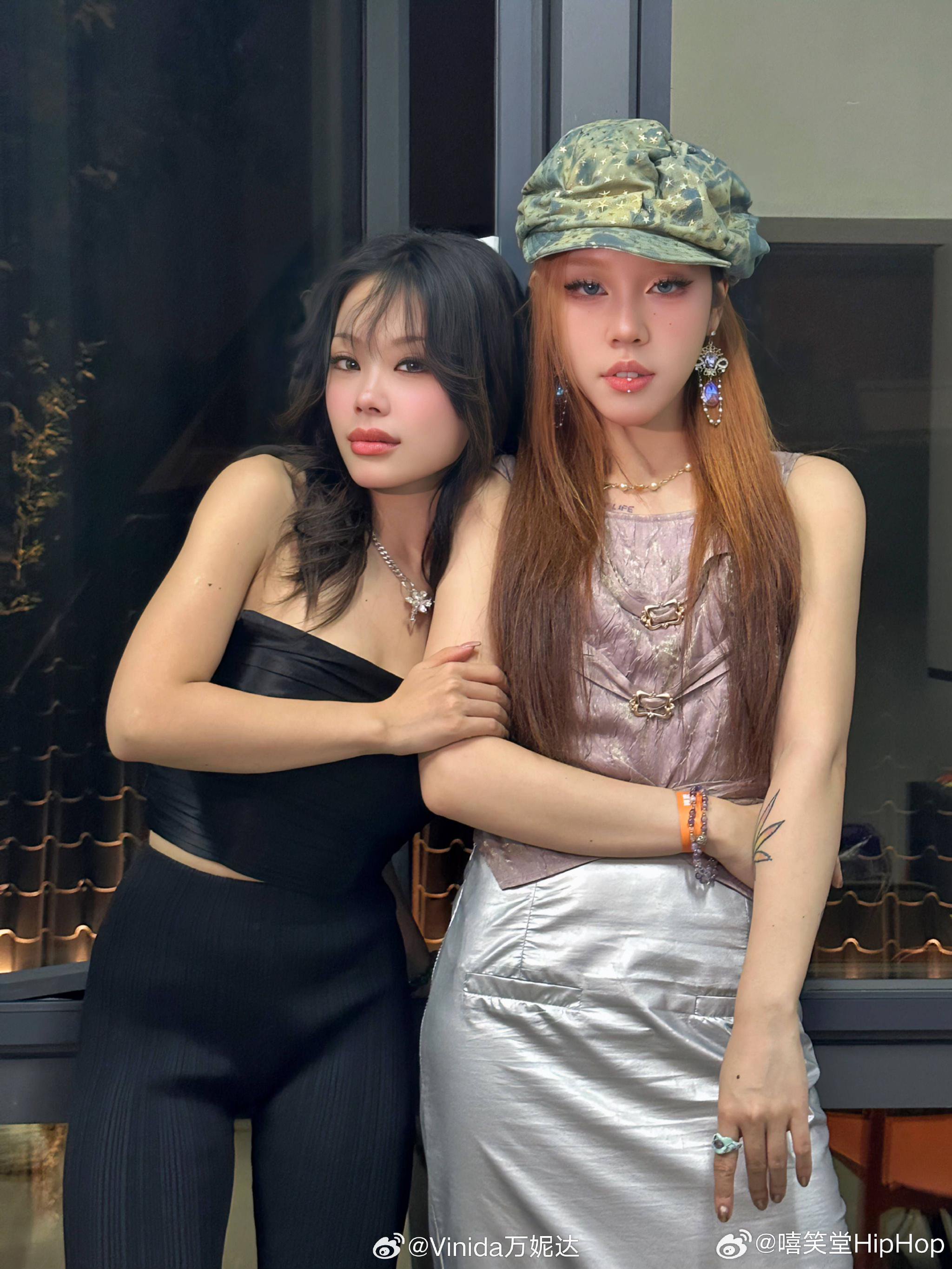 太漂亮咯！万妮达&Kyra Z 美女们在一起，对我眼睛很好|万妮达|彩虹|Kyra_新浪新闻