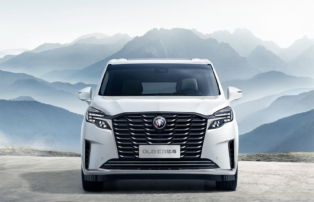 别克新款GL8家族上市 新增配色售价31.79万元起