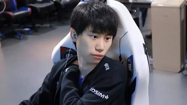 Doinb被联盟警告还不悔改，强行钻漏洞，事情败露会被处罚|职业选手|联盟|热度_新浪新闻