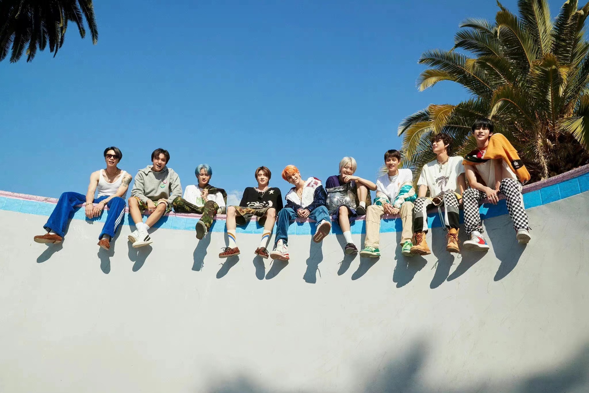 NCT127新专团体预告照再公开，眼睛忙到看不过来|预告|团体|眼睛_新浪新闻