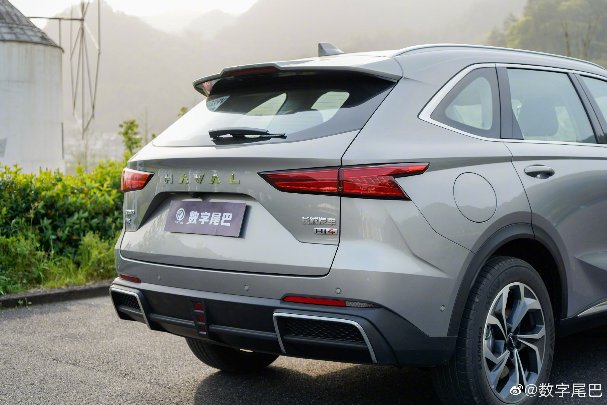 哈弗枭龙 MAX 设计灵感源国产战斗机，单看外观能卖 25 万吗？