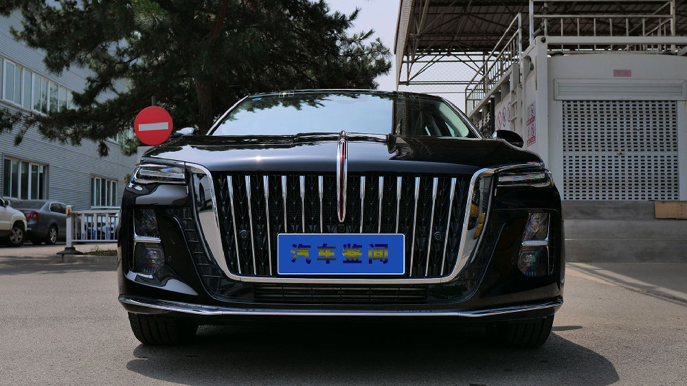 2.0T动力优秀 HEV加速快还省油 全新红旗H5您该这么选-新浪汽车