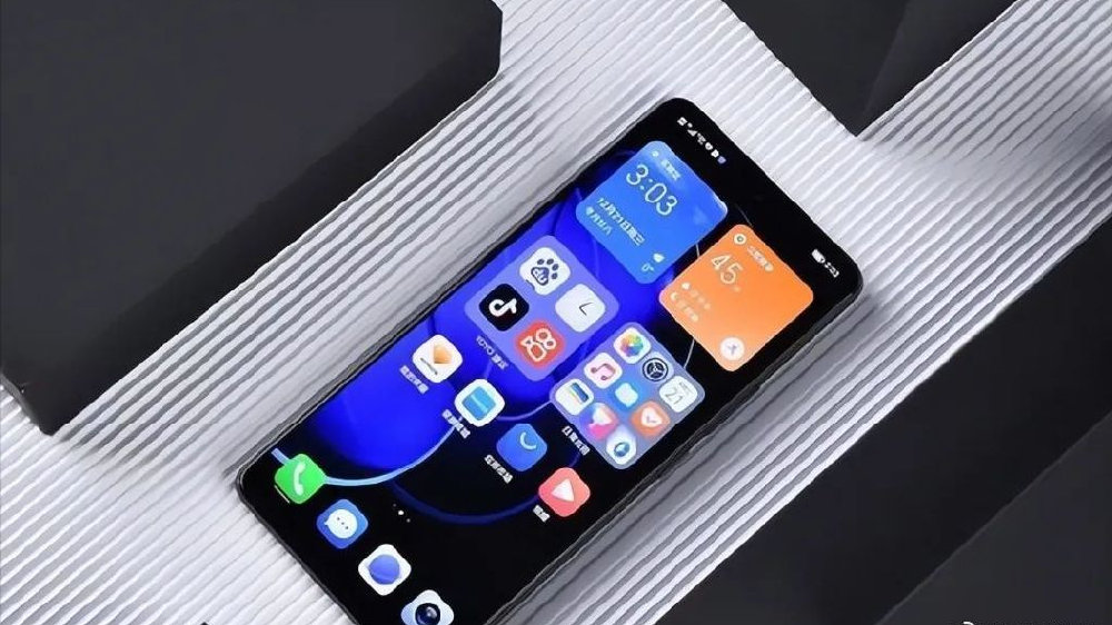 荣耀90GT太猛了：2亿OIS相机+骁龙8Gen2，6200mAh电池真炸裂|荣耀|骁龙|电池_新浪新闻