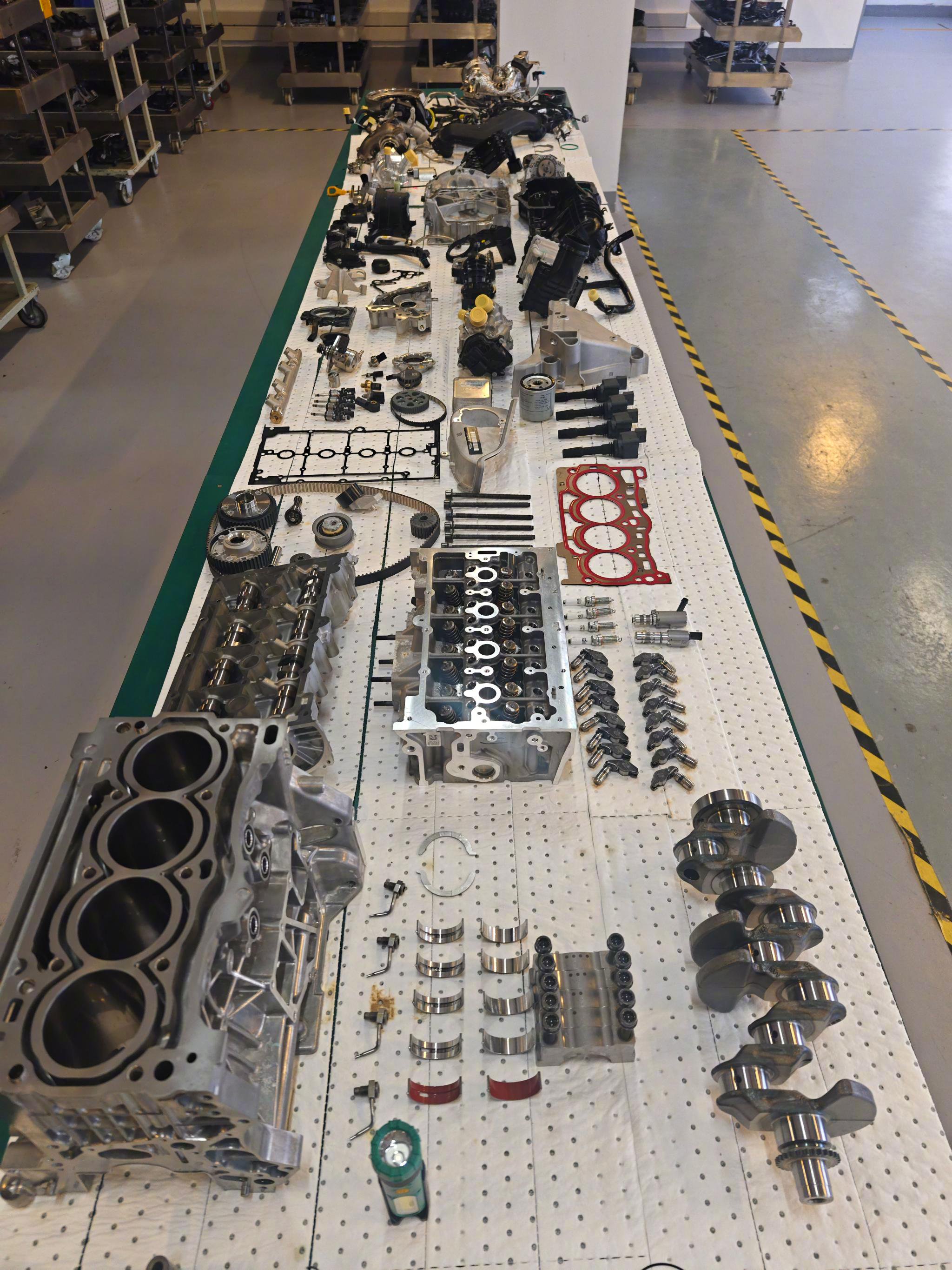 昨天拆解了大众EA211-1.5T-evo2发动机…-新浪汽车