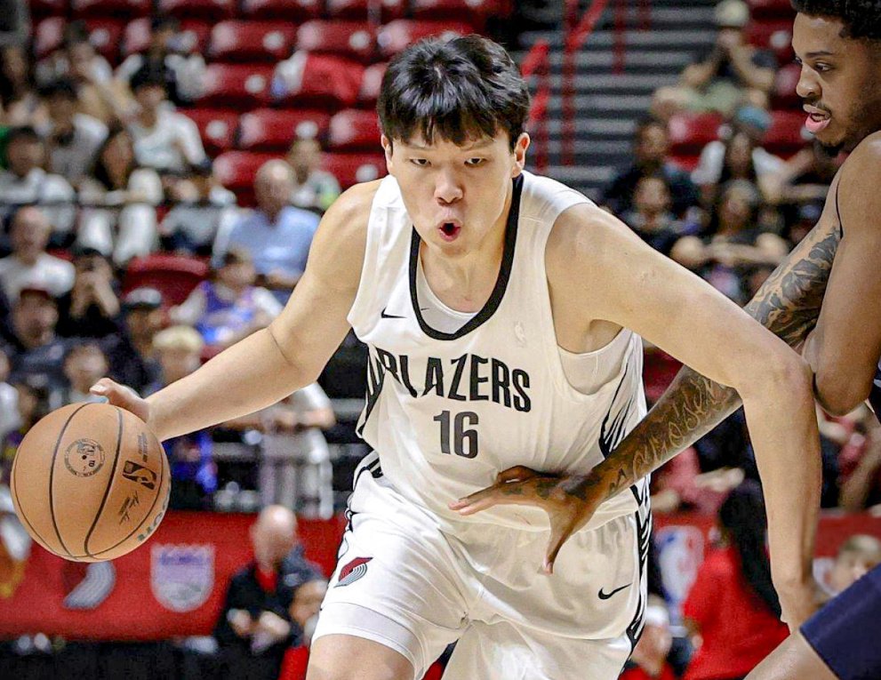 10分5板3助，杨瀚森进步了！_NBA_新浪竞技风暴_新浪网