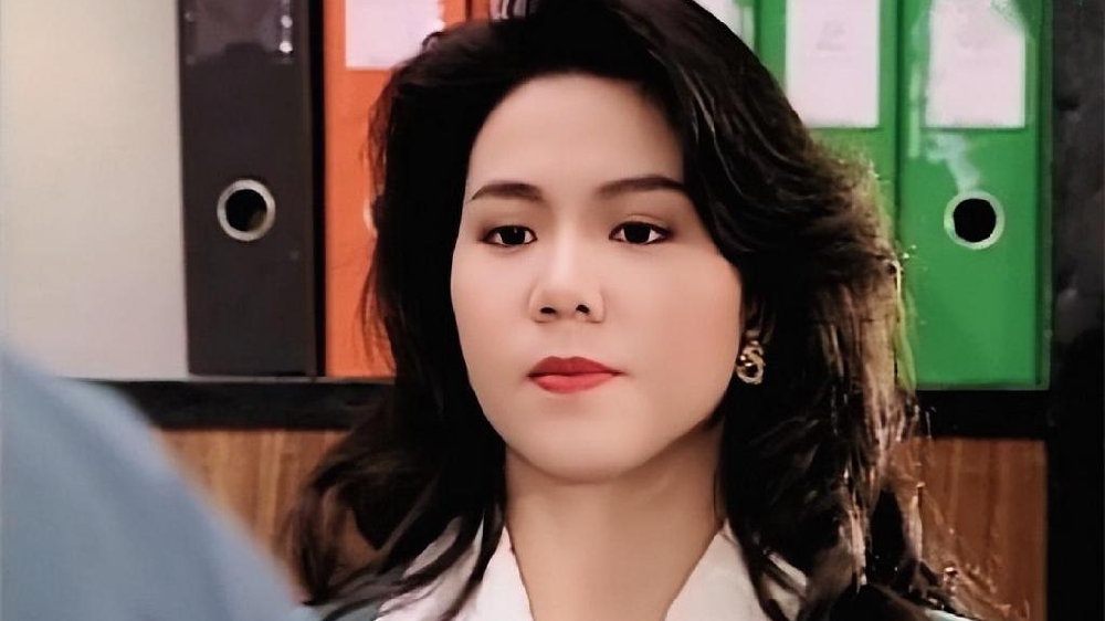 长子去世18年！TVB花旦刘美娟墓前献花，直言丧子情景仍历历在目|张崇德|刘美娟|长子_新浪新闻