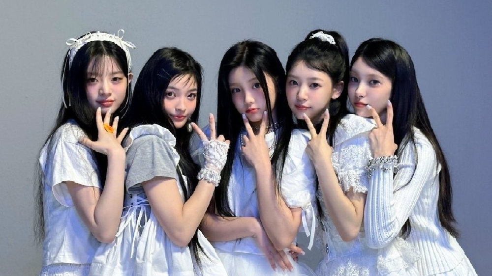 HYBE娱乐给ILLIT出道曲全平台注水，劣币驱逐良币，连演都懒得演|Magnetic|注水|韩流|榜单|娱乐_新浪新闻