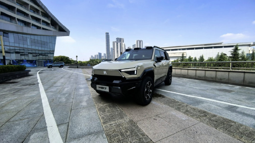 试驾猛士M817！含华量超高的硬派SUV，越野老炮直呼真香-新浪汽车