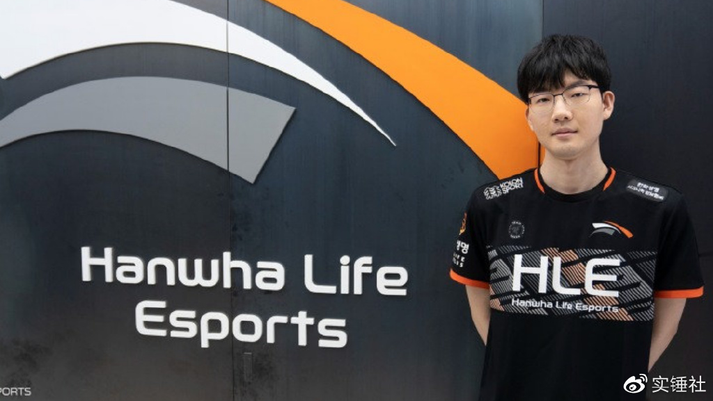 Viper中国女粉丝狂砸数百万征服HLE！韩华当场官宣：以后全中文化