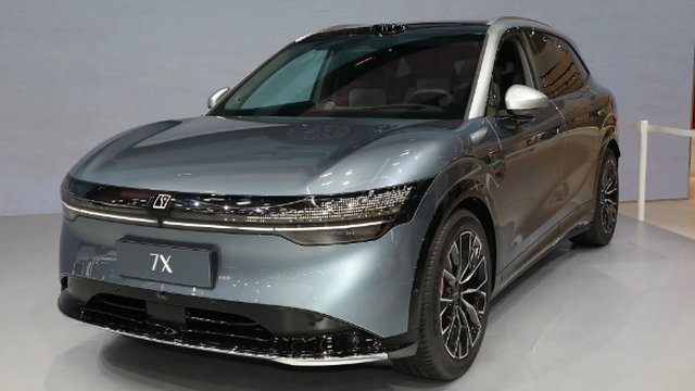 极氪7X成都车展亮相！646匹马力+800V快充+700km续航，内饰很抢眼-新浪汽车