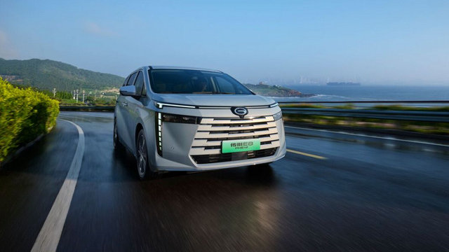 宜家宜商一车搞定！传祺E8+：智能座舱+1917L后备厢+1200km续航-新浪汽车